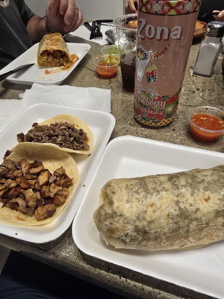 DEL RANCHO CARNICERIA & TACOS - Updated September 2025 - 26 Photos & 14 ...