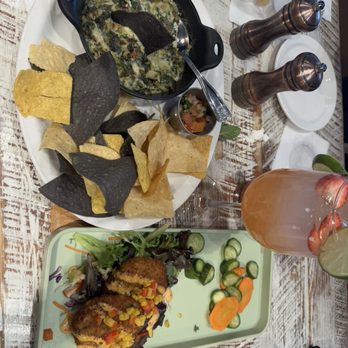 LOCAL TABLE - Updated February 2025 - 712 Photos & 797 Reviews - 10535 ...