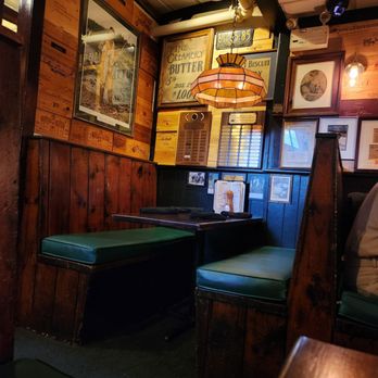 BRICK ALLEY PUB & RESTAURANT - 1501 Photos & 1629 Reviews - 140 Thames ...