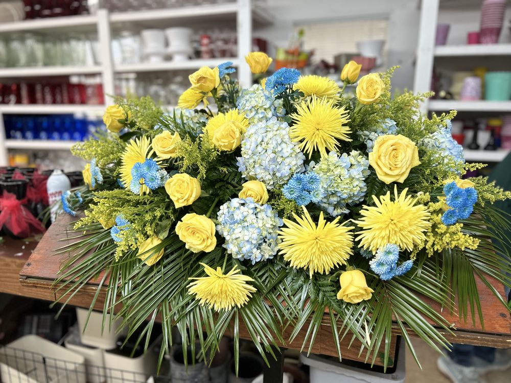 JENILYN’S CREATIONS - Updated December 2025 - 13 Photos - 57 Virginia ...