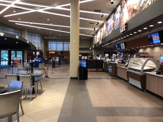 CINEMARK CENTREVILLE 12 - 85 Photos & 144 Reviews - Cinema - 6201 ...