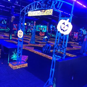 MONSTER MINI GOLF - 181 Photos & 116 Reviews - Mini Golf - 14130 ...