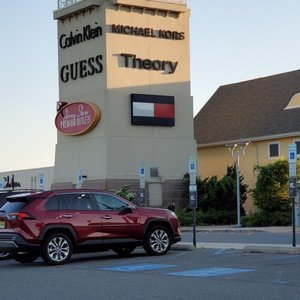 JERSEY SHORE PREMIUM OUTLETS - 205 Photos & 209 Reviews - Shopping ...