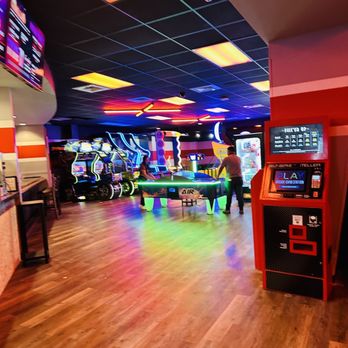 BOWLERO DURHAM - Updated December 2025 - 33 Photos & 28 Reviews - 4508 ...