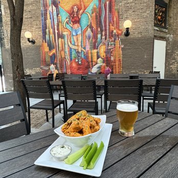 THE BAD APPLE - Updated April 2025 - 84 Photos & 42 Reviews - 658 W ...