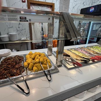 GOLDEN APPLE BUFFET - Updated December 2025 - 162 Photos & 81 Reviews ...