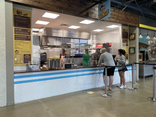 HOWDY BURGER - Updated April 2025 - 27 Photos & 45 Reviews - 1124 S ...