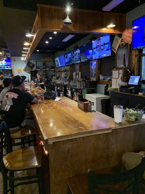 THE SNEAKY BEAGLE - Updated July 2025 - 290 Photos & 255 Reviews - 5040 ...