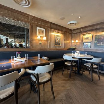 RELISH - Updated June 2025 - 76 Photos & 22 Reviews - 12850 Memorial Dr ...