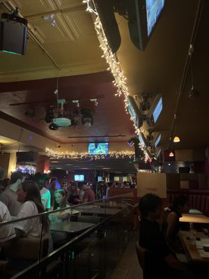 FEATURES BAR & GRILL - Updated May 2026 - 41 Photos & 181 Reviews - 10 ...