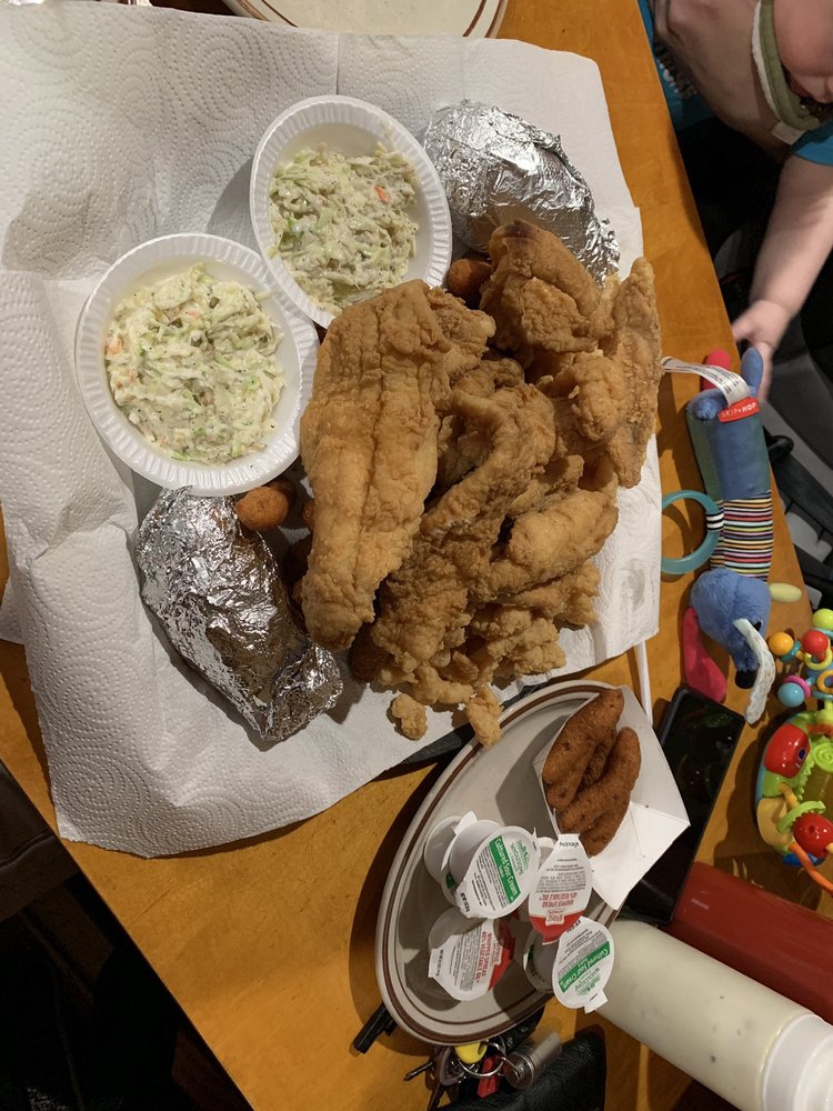 RIVERSIDE FISH HOUSE - 35 Photos & 49 Reviews - Dallas, North Carolina ...