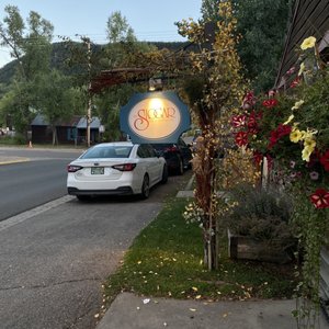 THE SLOGAR BAR & RESTAURANT - 47 Photos & 121 Reviews - Southern - 517 ...