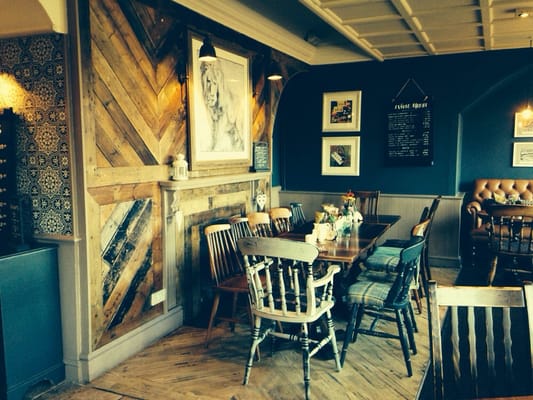 THE WHITE LION - Updated June 2024 - Frenchay Common, Bristol, United ...