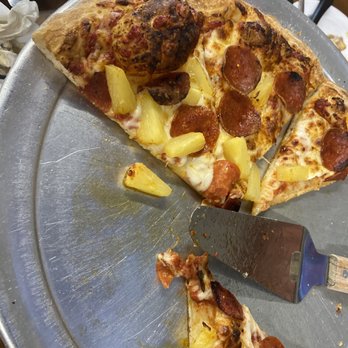 CAPONE’S PIZZA - Updated December 2025 - 212 Photos & 351 Reviews ...