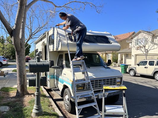 HANDY HANK - Updated September 2025 - 100 Photos & 175 Reviews - Laguna ...