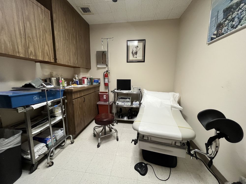 BAE ROBERT J MD - Updated October 2025 - 1401 Avocado Ave, Newport ...