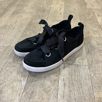 KIT N CABOODLE - Updated December 2025 - 44 Photos & 131 Reviews - 518 ...