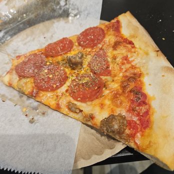 CARNEGIE PIZZA - Updated July 2024 - 487 Photos & 308 Reviews - 200 W ...