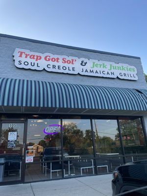 TRAP GOT SOL & JERK JUNKIES - Updated October 2025 - 39 Photos & 43 ...