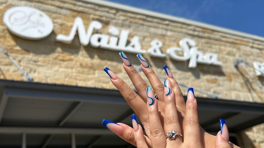 STUDIO NAILS AND SPA - 101 Photos & 135 Reviews - 9500 S Interstate 35 ...