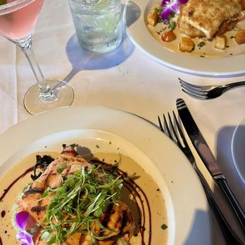 WALLOON LAKE INN - Updated December 2025 - 148 Photos & 99 Reviews ...