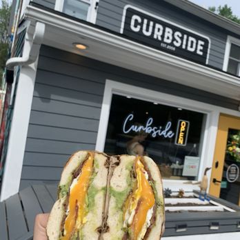 CURBSIDE ON THE RUN - Updated November 2024 - 133 Photos & 181 Reviews ...