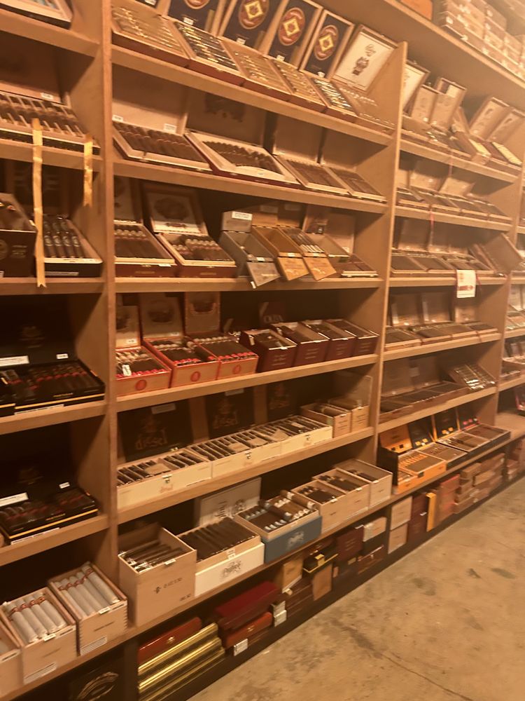 LONE WOLF CIGAR COMPANY - Updated March 2025 - 91 Photos & 125 Reviews ...