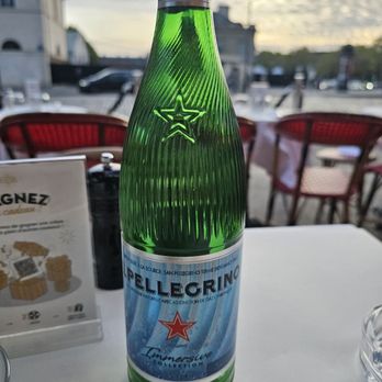 CAFÉ DES OFFICIERS - Updated November 2025 - 69 Photos & 64 Reviews - 3 ...