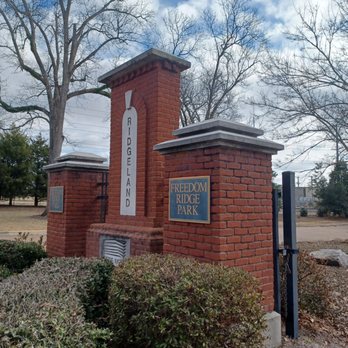 FREEDOM RIDGE PARK - Updated August 2025 - 19 Photos - 235 W School St ...