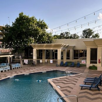 DOUBLETREE BY HILTON HOTEL DALLAS - MARKET CENTER - Updated December ...