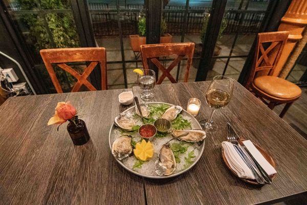 ELIS WINE BAR & RESTAURANT - 68 Photos & 56 Reviews - Mediterranean ...
