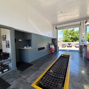 GREASE PRO - Updated August 2025 - 22 Photos & 40 Reviews - 3136 Hwy 77 ...