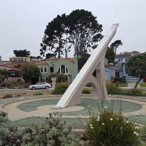 INGLESIDE TERRACES SUNDIAL - 51 Photos & 26 Reviews - Ingleside Terrace ...