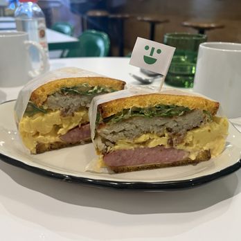 MIDDLE CHILD - Updated August 2025 - 870 Photos & 671 Reviews - 248 S ...