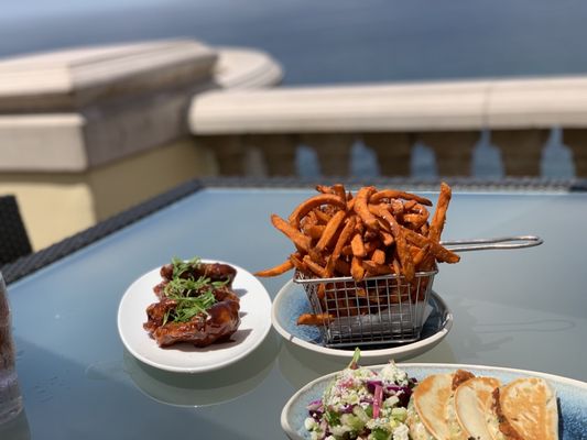 180BLŨ - Updated May 2024 - 639 Photos & 265 Reviews - One Ritz-Carlton ...