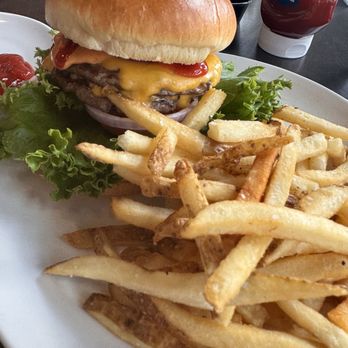 THE MASH HOUSE - Updated June 2025 - 239 Photos & 130 Reviews - 10 E ...