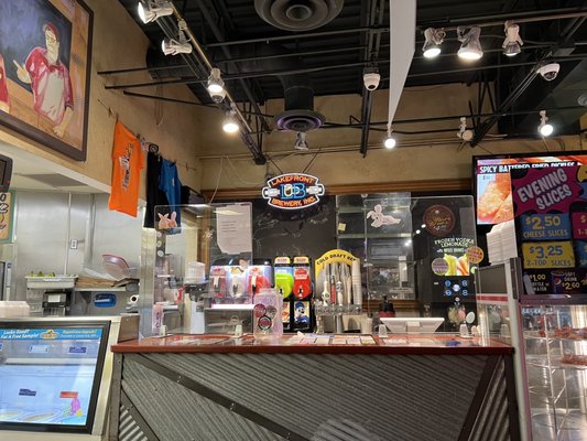 PIZZA SHUTTLE - 166 Photos & 360 Reviews - 1827 N Farwell Ave ...