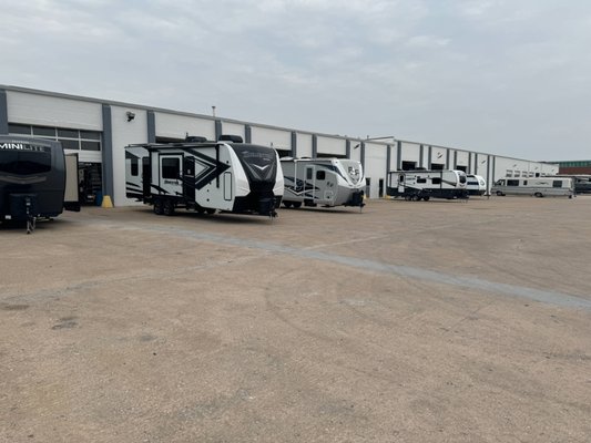 CAMPING WORLD RV SALES - Updated October 2025 - 21 Photos - 836 N ...