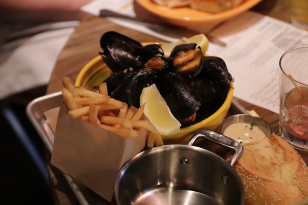 THE DOUBLE BULL TAPHOUSE - 106 Photos & 85 Reviews - 210 Andover St ...