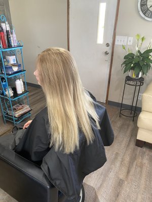 THE BEAUTY BARN STUDIO - Updated August 2024 - 65 Photos - 6235 SE Hwy ...