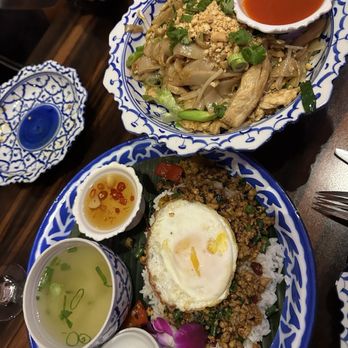 LAOTABLE - Updated August 2024 - 4676 Photos & 1599 Reviews - 149 2nd ...