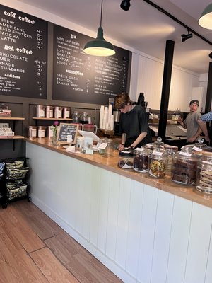 UNION COFFEE - Updated September 2025 - 60 Photos & 49 Reviews - 49 N ...