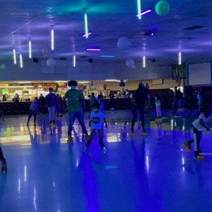 THE RINK - 108 Photos & 208 Reviews - Skating Rinks - 2900 Bradshaw Rd ...