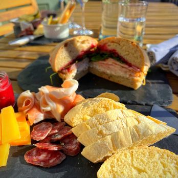 THE WELSH RABBIT - Updated October 2025 - 99 Photos & 125 Reviews - 200 ...