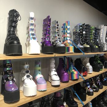 JUNKMAN’S DAUGHTER - Updated December 2025 - 237 Photos & 226 Reviews ...