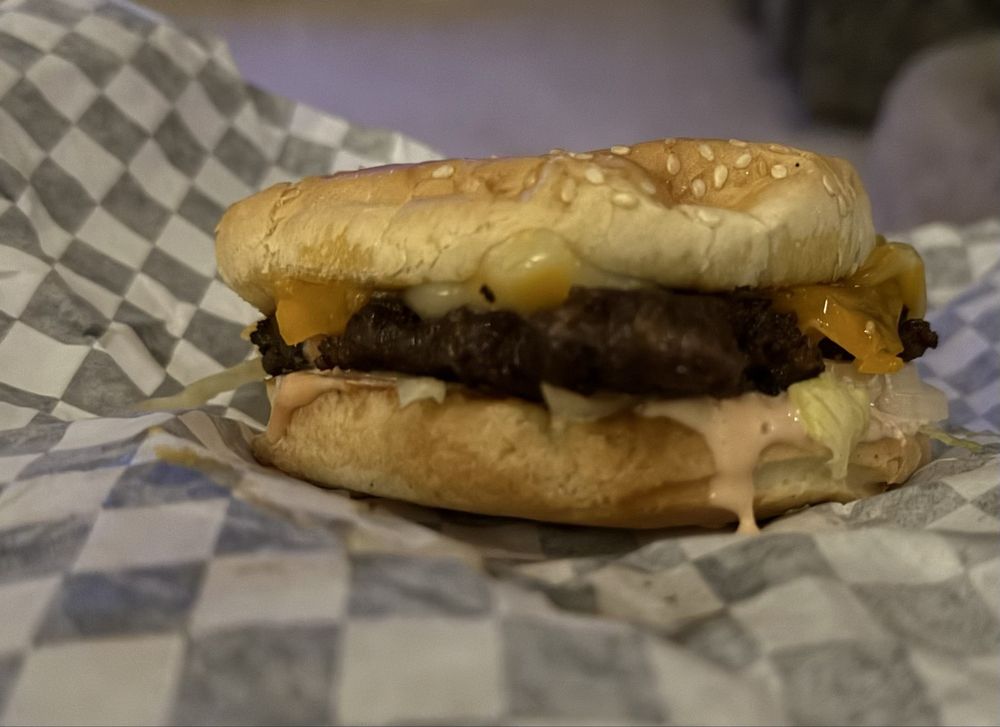 SAMMY’S BURGER & SHAKES - Updated August 2025 - 67 Photos & 47 Reviews ...