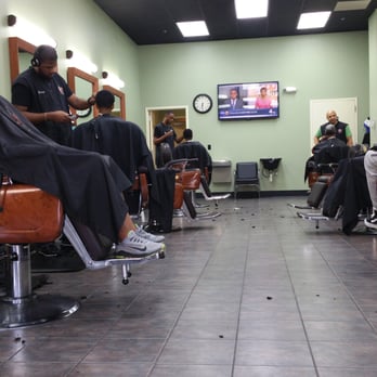 CROWN ROYAL BARBERS - Updated December 2025 - 10 Photos & 28 Reviews ...