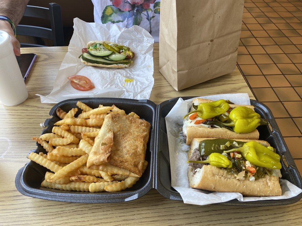 SAMMIES - Updated July 2025 - 35 Photos & 118 Reviews - 799 E Belvidere ...