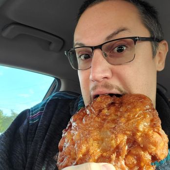 TRACKSIDE DONUTS - Updated November 2025 - 269 Reviews & 198 Photos ...