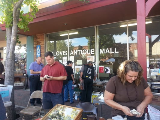 CLOVIS ANTIQUE MALL - 13 Reviews - 532 5th St, Clovis, California - Antiques - Phone Number - Yelp